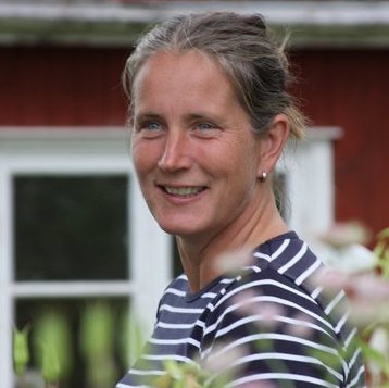 Familj med varningsskylt som får folk att skratta - BÄTTRE STADSDEL